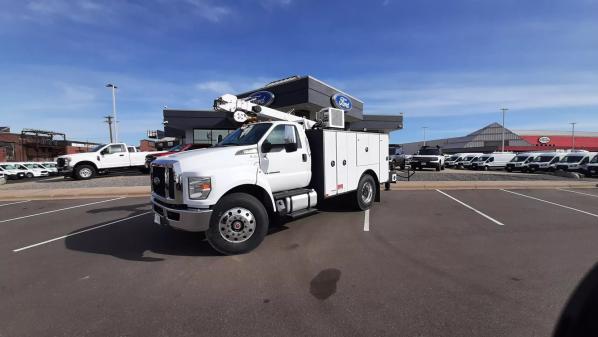 2021 FORD F750