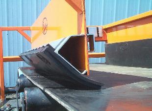 EZ-SKIRT® Conveyor Skirting System