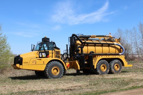 Off-Road Vacuum Truck