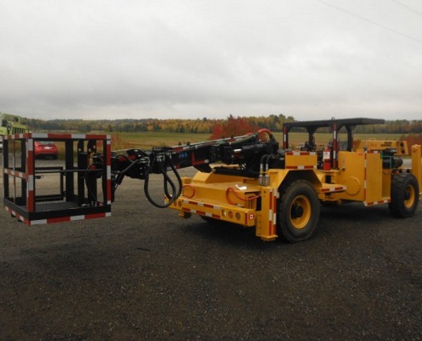 BTX 4100 MINI BOOM TRUCK