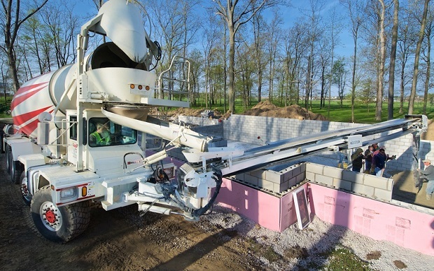 Front Discharge Concrete Conveyor